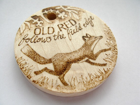 bird ahoy: old red fox pyrography